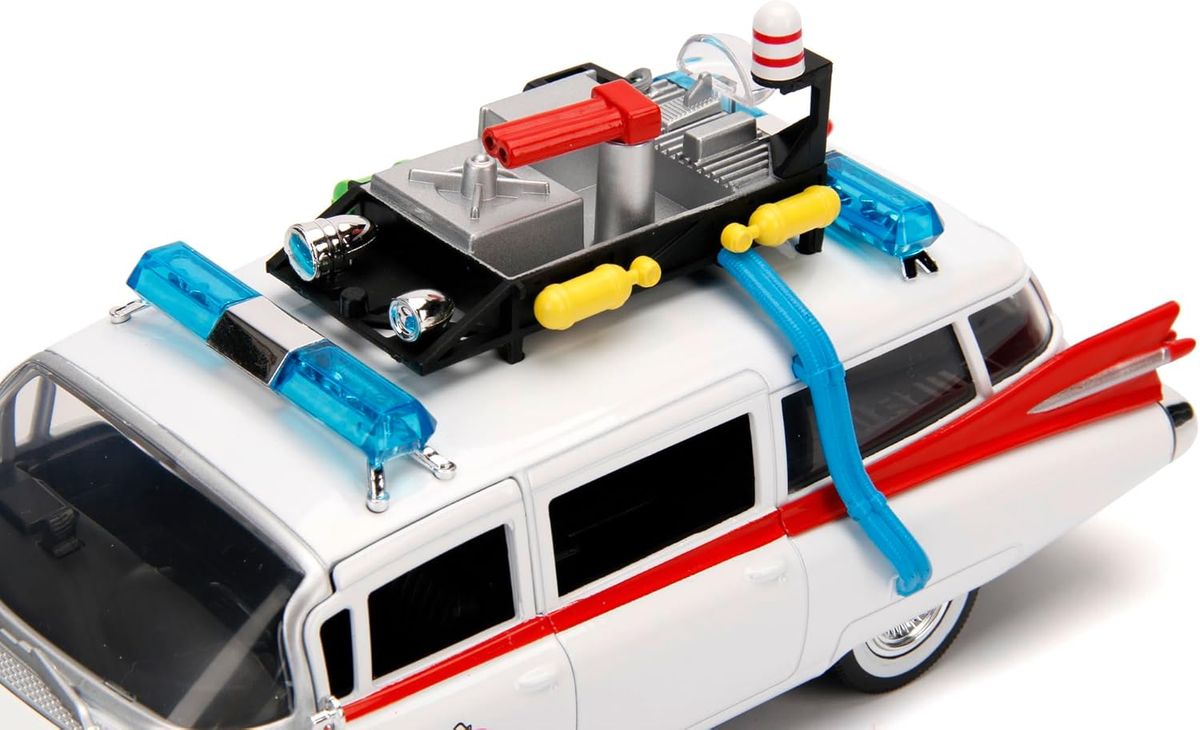 Ghostbusters - 1959 Cadillac Ambulance Ecto-1 — Juguetesland